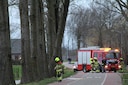 Storm Dennis: opruimen bomen Spijk te gevaarlijk, half dak weggerukt in ...