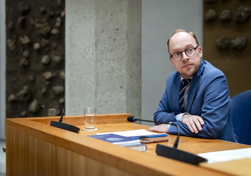 Eerenberg drukt Amerikaanse aanbesteding btw-systeem door, ondanks ...