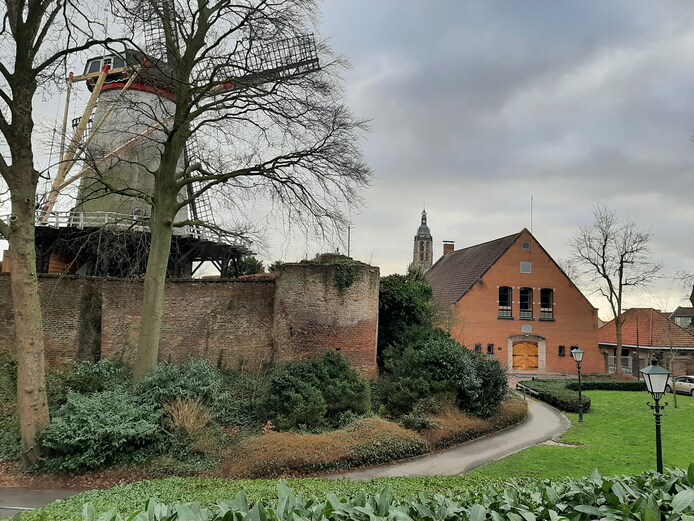 Raad Rhenen zet voorlopig streep door plan van kerk om te verkassen ...