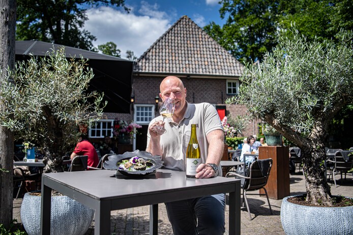Knip in de Parkweg? Bij restaurant De Boerderij moeten ze er niet aan ...