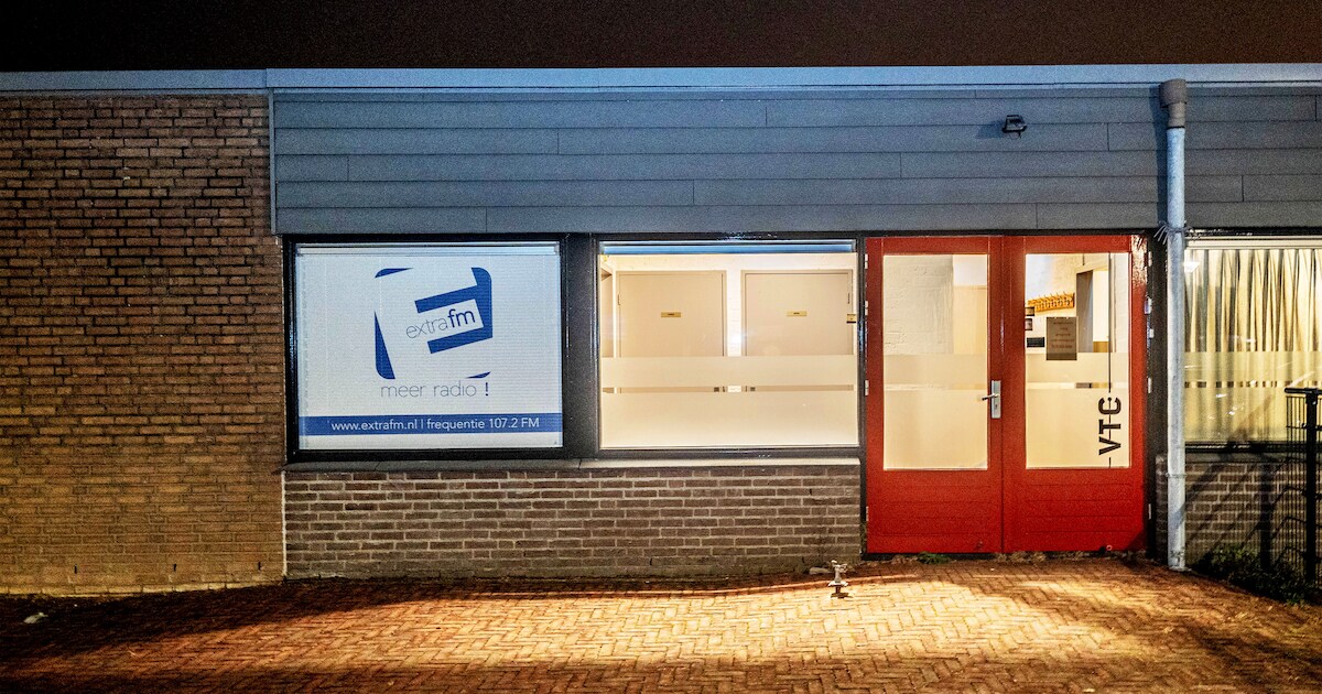 Liever samenwerken dan de handdoek in de ring gooien, Extra FM wil door ...
