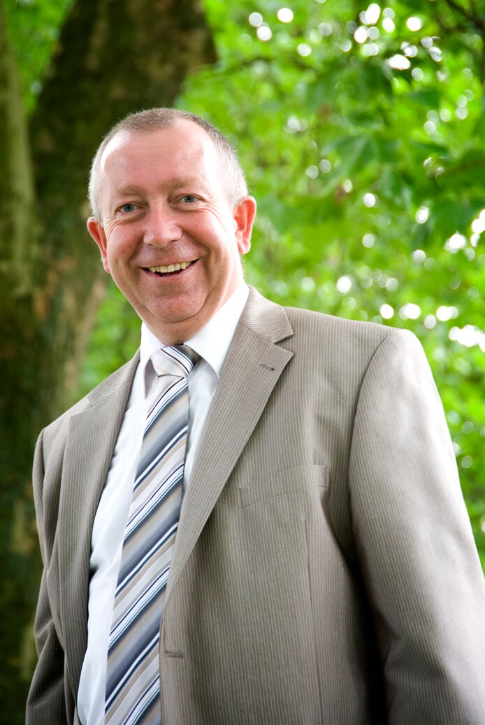 Sjef van Elk stopt 13 november na decennia Drutense politiek en 14 jaar wethouderschap | Druten ...