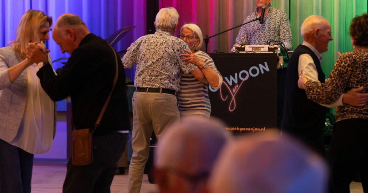 Dansavonden Sint Anthonis met G'woon Jan | Nijmegen | De Gelderlander.nl