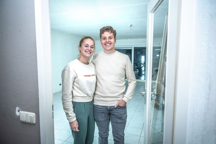 Een huis kopen volstrekt onmogelijk? Mark (25) en Nieke (22) lukte het ...