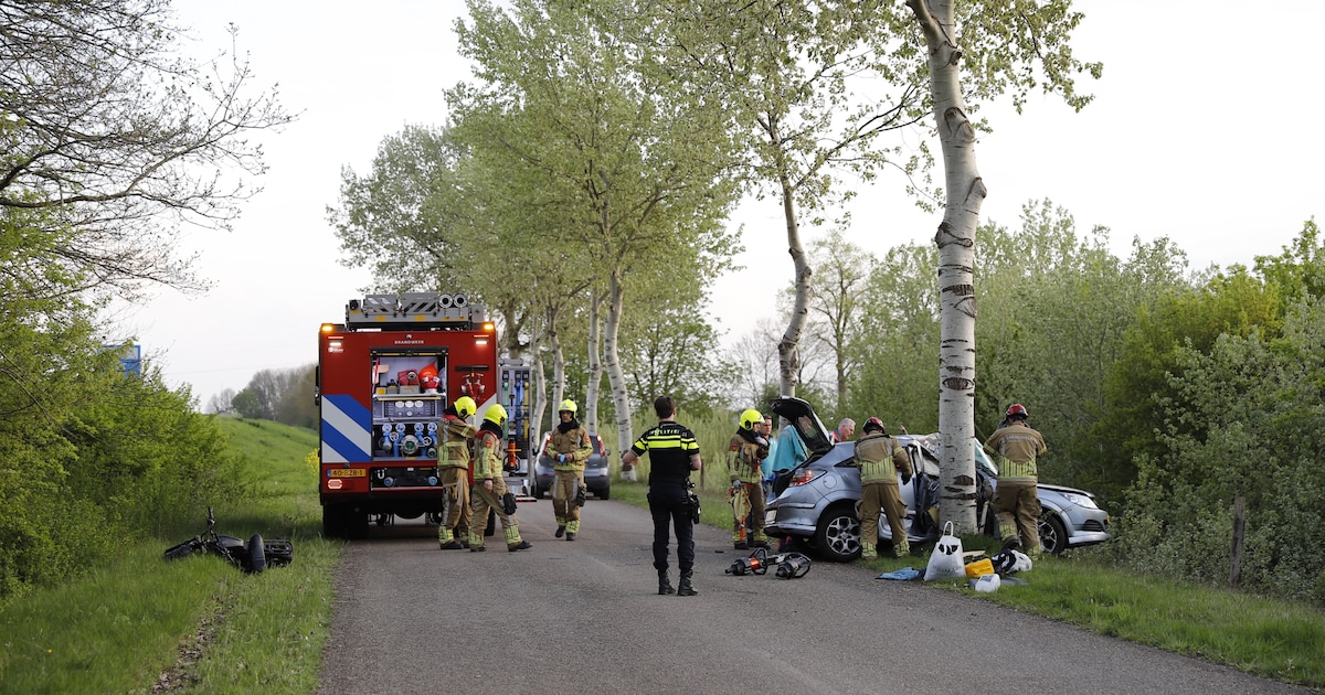 Vier slachtoffers bij ernstig ongeluk: extra hulp nodig om inzittende ...