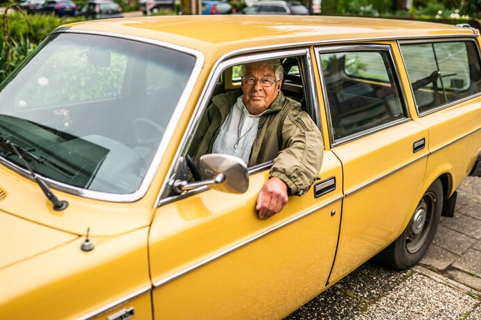 De video werd meer dan een miljoen keer bekeken: Volvo van Jan en zijn ...