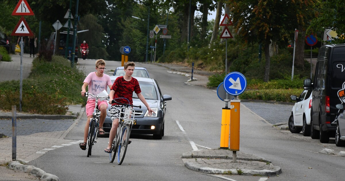 De aorta van Rhenen gaat op de schop: nieuw wegdek, nieuwe riolering, nieuw snelheidsregime ...