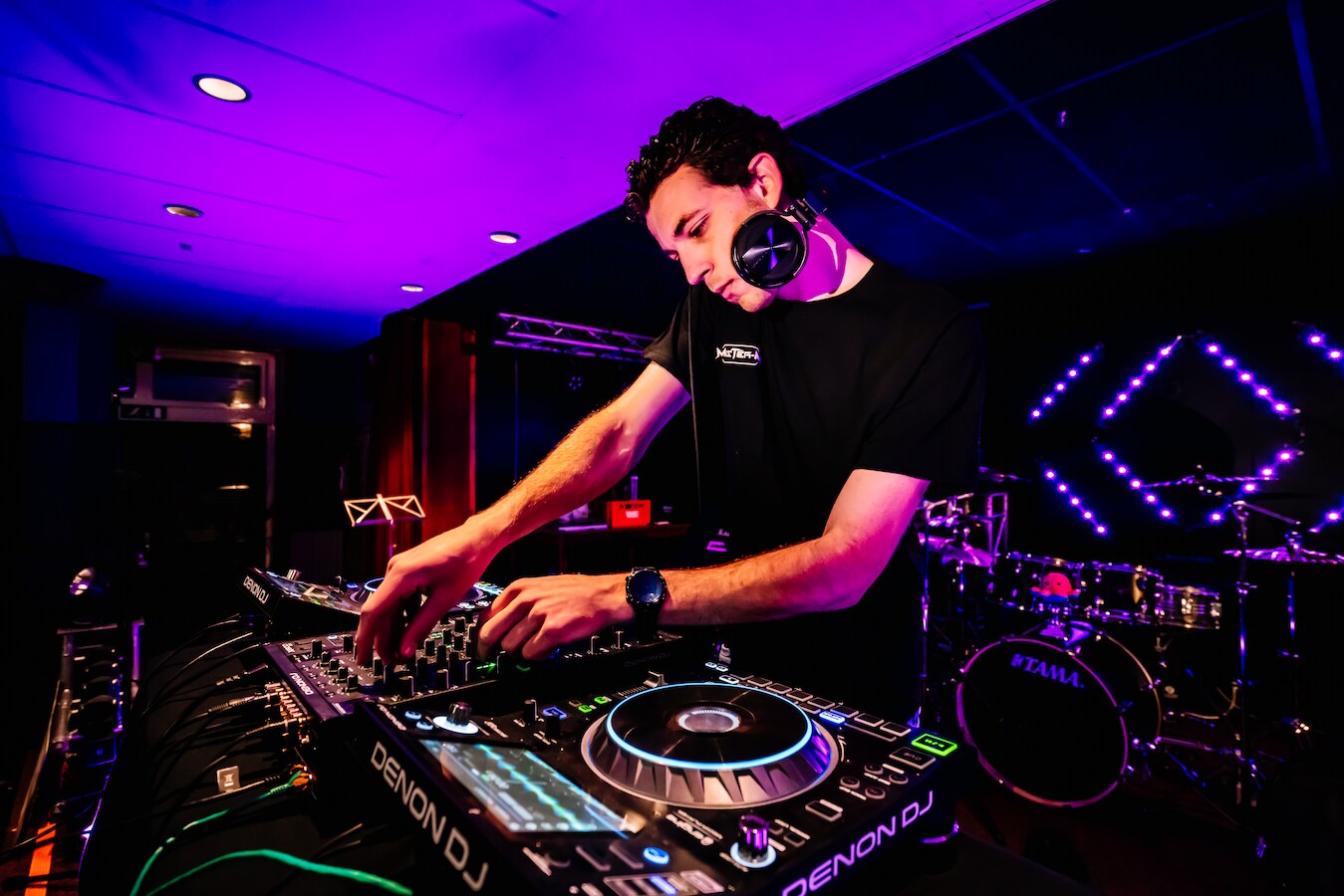 5 redenen om uit te gaan: van summer beats tot beelden van hout | Foto | gelderlander.nl