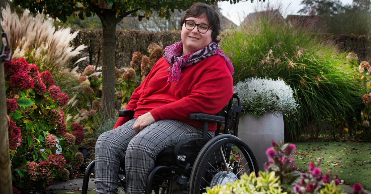 Mienke (30) wil graag een huis, samen met anderen met een fysieke ...