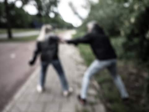 Man zegt zich niets te herinneren van aanval op wandelende vrouw: ‘Ze ...