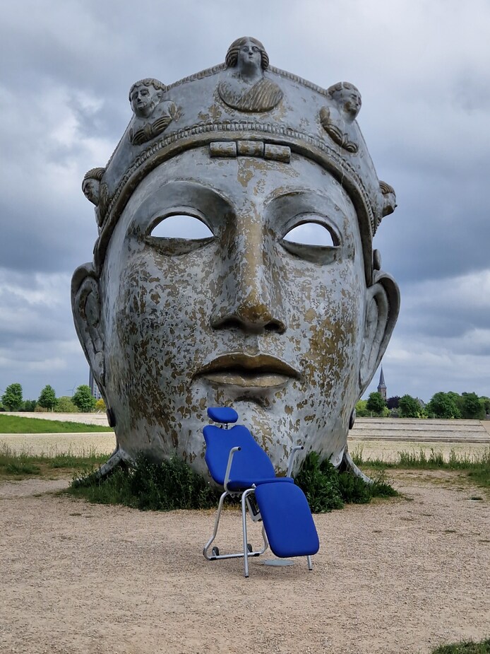 Mondhygiënist Kasper komt met mobiele praktijk aan huis: ‘De angst zit ...