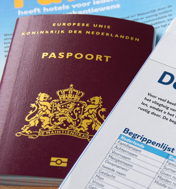 Gemeente Nijmegen waarschuwt: verleng op tijd je paspoort want de wachttijden lopen op ...