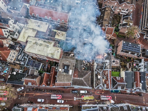 Grote brand en meerdere explosies in binnenstad Utrecht, minstens één ...