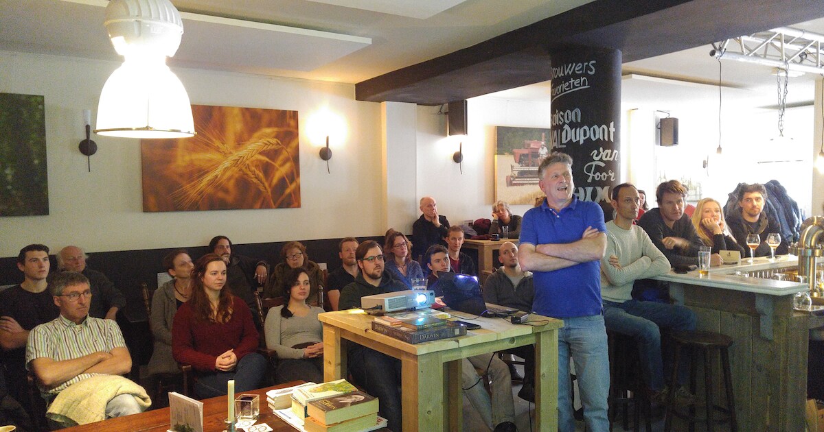 Darwin Café in Wageningen werpt blik op evolutie en AI | Regio | De ...