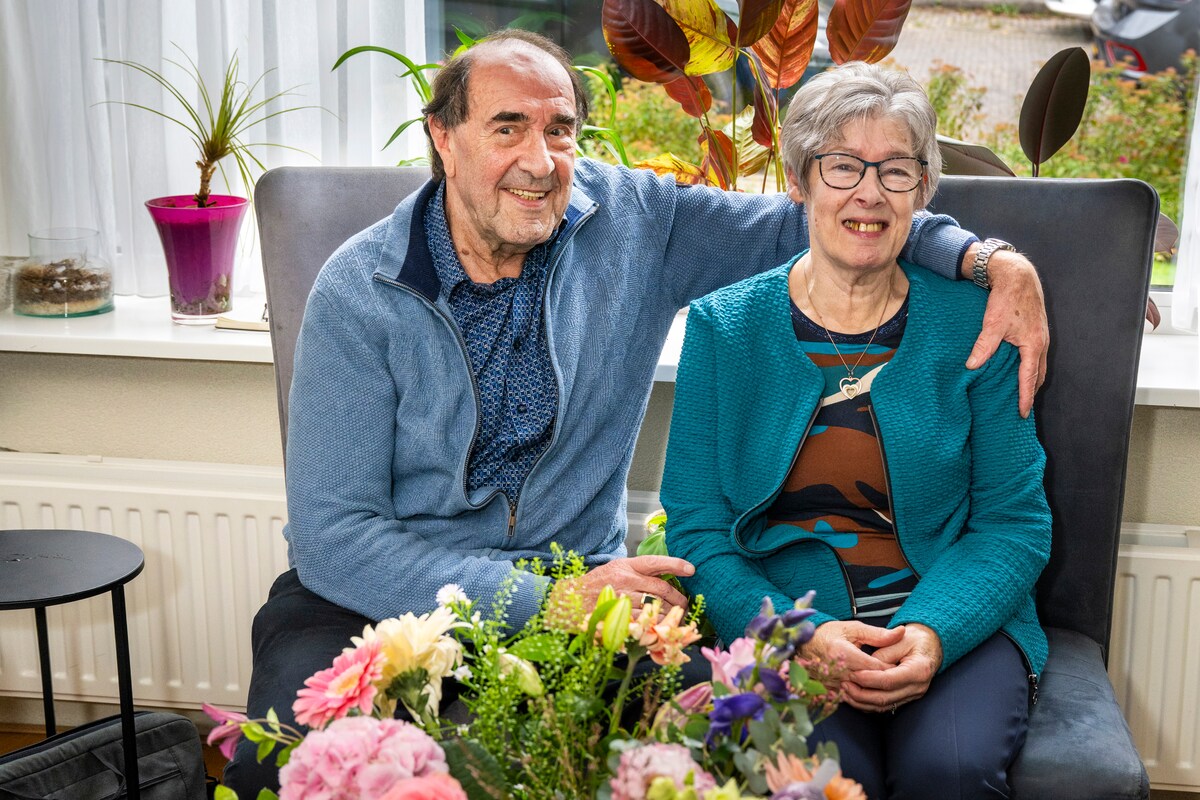Hoe blijf je gelukkig met je partner? Yvonne en Aart zijn het al 60 ...