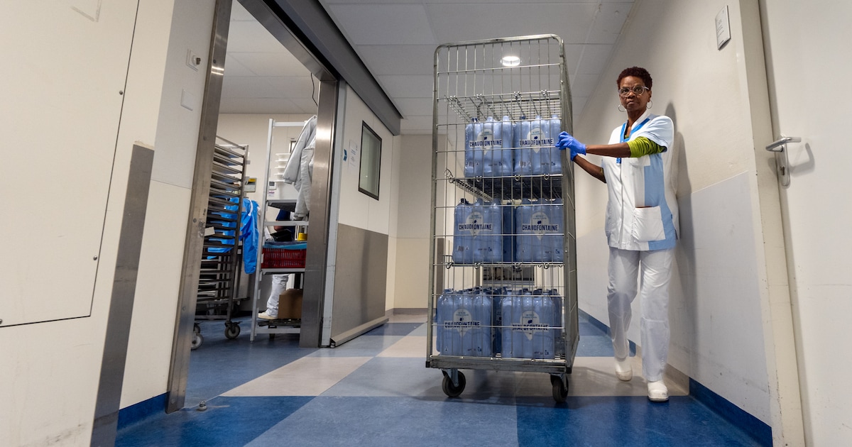 ‘Let op!!! Drink geen water uit de kraan': Watercrisis treft ziekenhuis Rijnstate | Arnhem | De ...