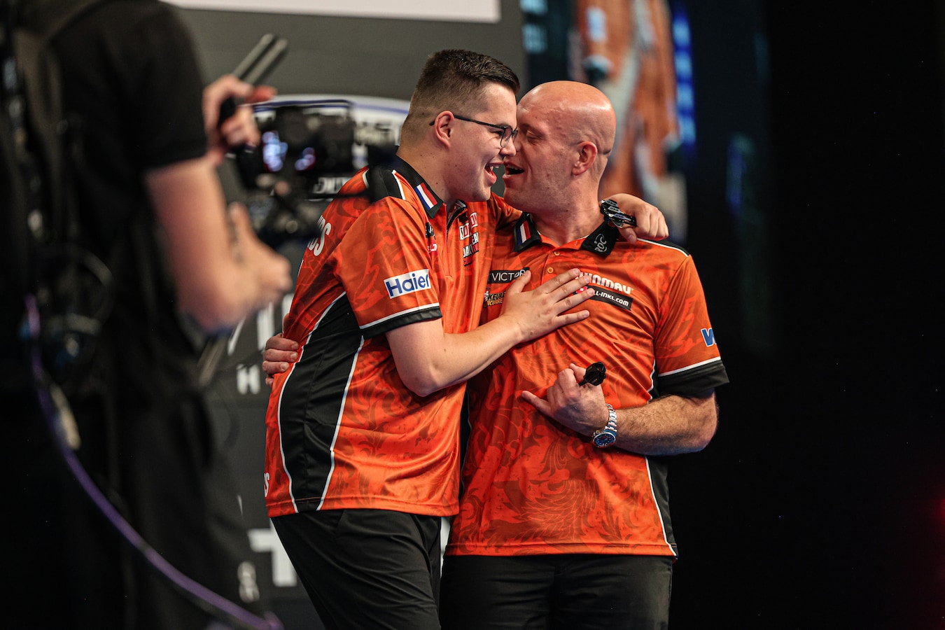 Geen Nederlands succes voor Van Gerwen en Van Veen: verliezen World Cup ...