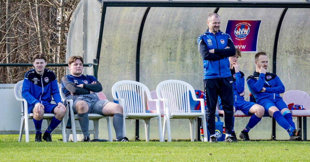 Bij WVW zijn Michel en Bryan geen vader en zoon, maar trainer en speler ...