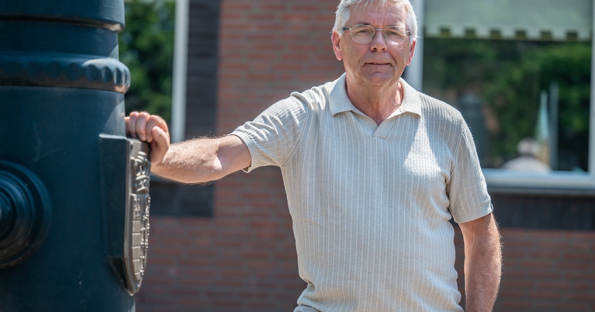 Vincent (71) was taxichauffeur voor hij aan het werk ging als wethouder ...