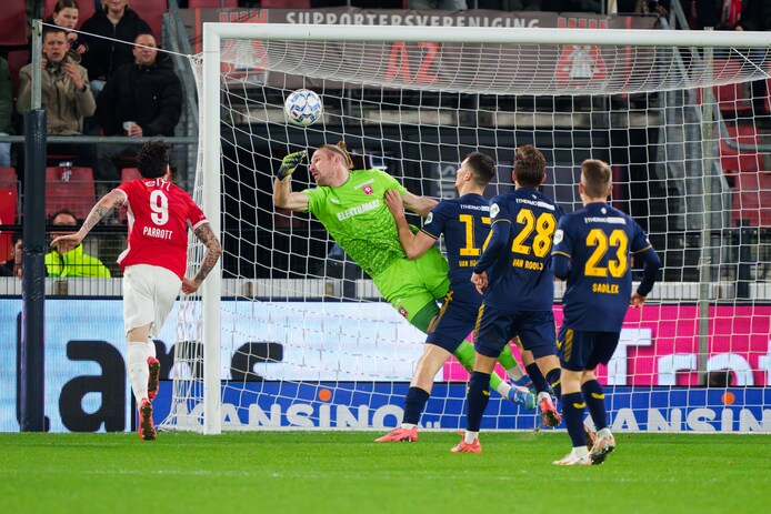 AZ is FC Twente nipt de baas in pover duel en gaat als vijfde de ...