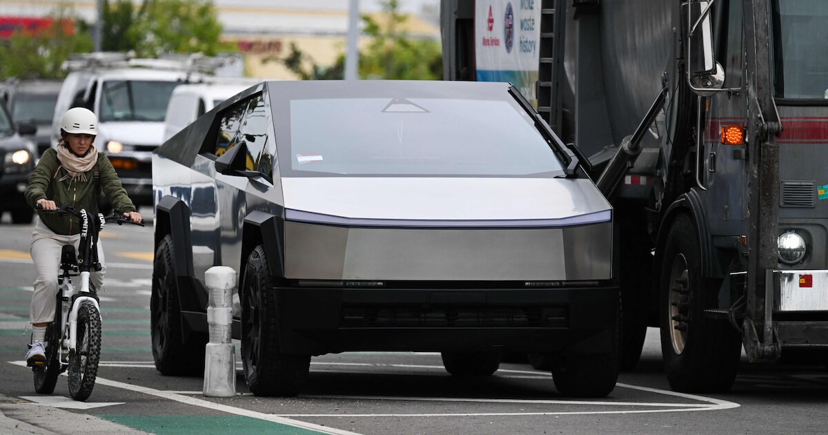 Eerste Tesla Cybertruck van Europa staat in Nederland te koop voor ...