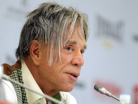 Mickey Rourke dreigt huis uit te moeten door huurachterstand | Show ...