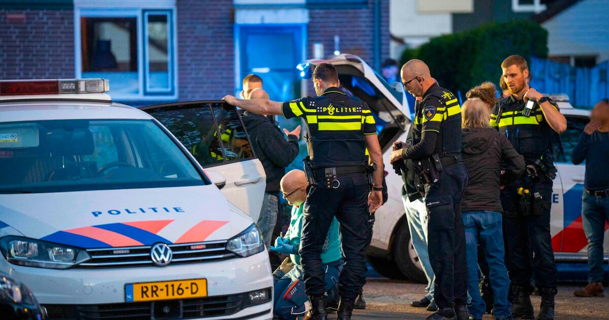 Man verzet zich hevig bij aanhouding tijdens verjaardagsfeest: dan ...