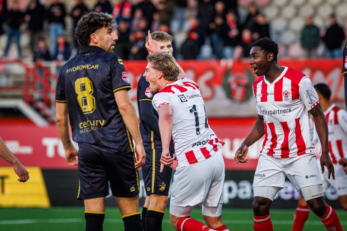 LIVE | Droomscenario TOP Oss: 4-0 voorsprong tegen tien van FC Emmen ...