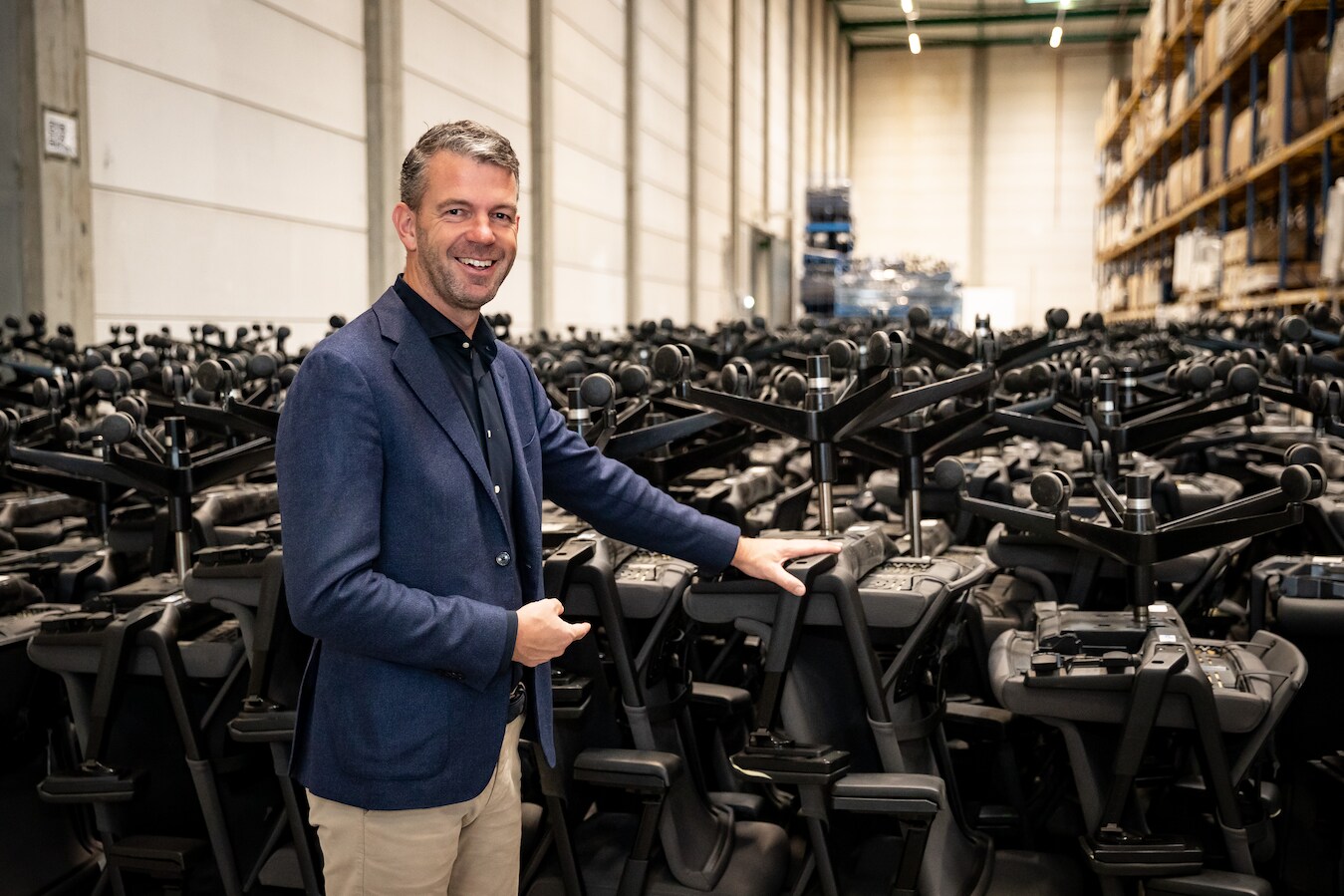 Een versleten bureaustoel uit 1992? Door de circulaire hub van Ahrend ...