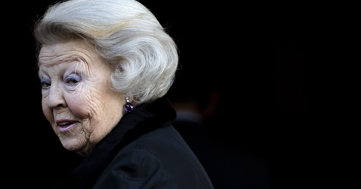 Prinses Beatrix komt later naar het 160-jarige Bronbeek: gebroken pols ...