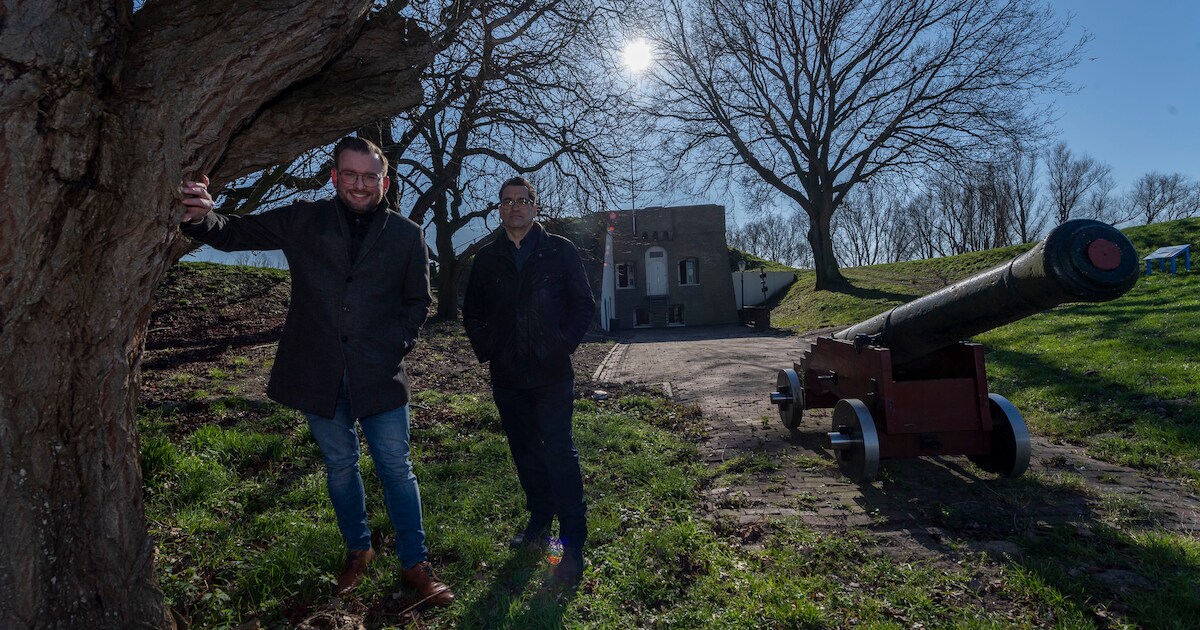 Monumenten van Moerdijk stralen weer: ‘Maar niet alles hoeft strak en ...
