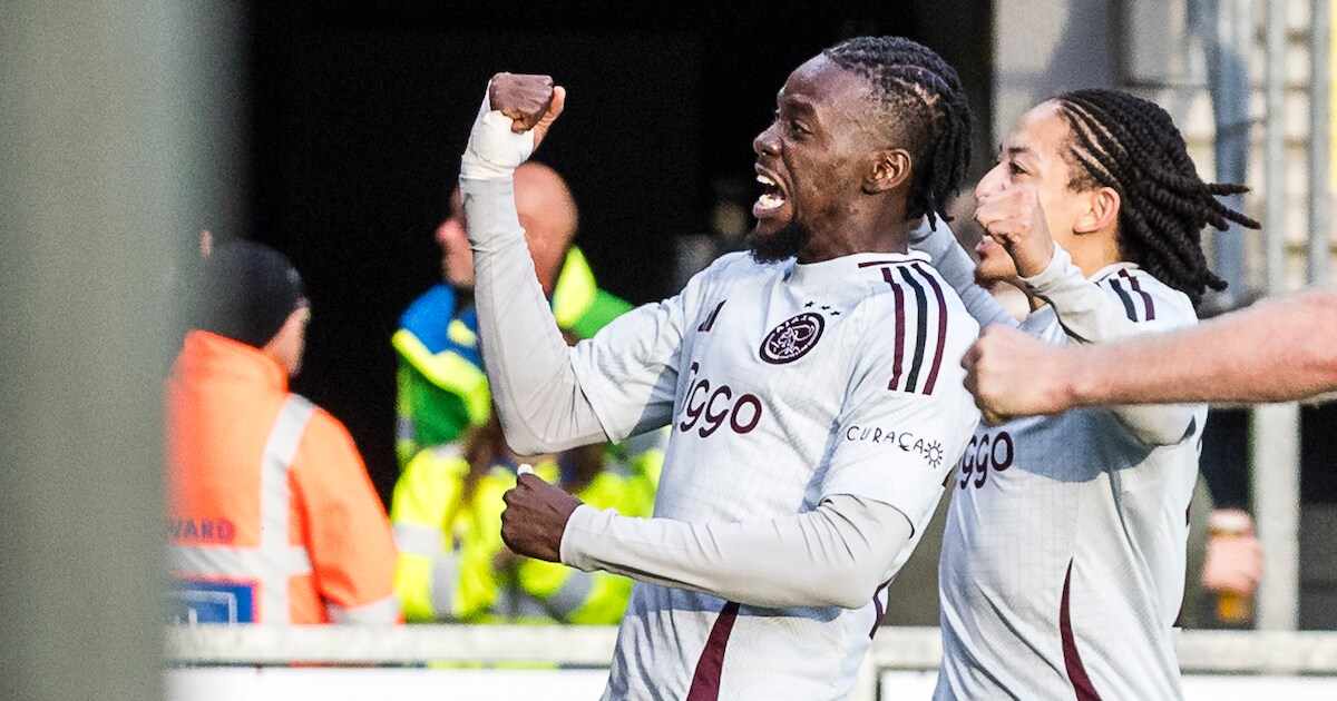Ajax met hangen en wurgen langs hekkensluiter RKC na late goals van invallers | Brabant ...