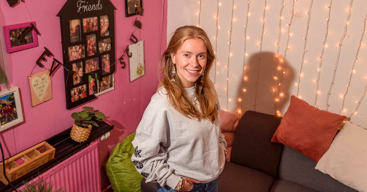 ArtEZ-student Anika (23) hoopt op studentenhit: 'Dit nummer moet door ...