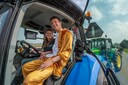 KPJ Steenbergen toert met 55 brullende tractoren door West-Brabant ...