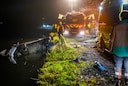 Auto gestolen in Helmond en teruggevonden in het water in Lierop | Foto ...