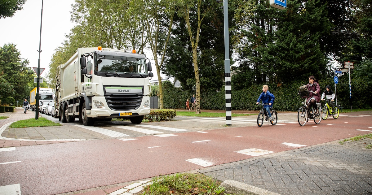 Petitie voor veiliger kruising snelfietspad met Wilhelminalaan: ‘Moeten ...