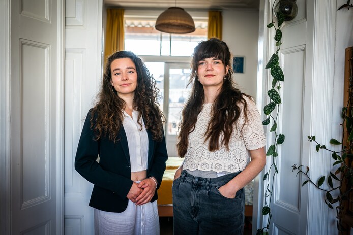 Boerendochters Janna (22) en Roosmarijn (31) maken verpletterende ...
