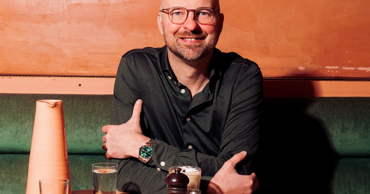 Tim de Wit volgt Sophie Hilbrand op, talkshow Bar Laat krijgt nieuwe ...