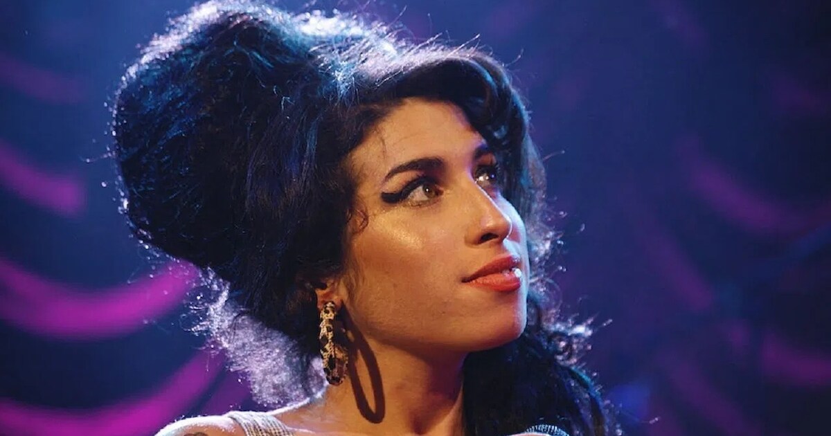 Ex-man van Amy Winehouse: Het was niet mijn schuld, maar ik speelde wel ...