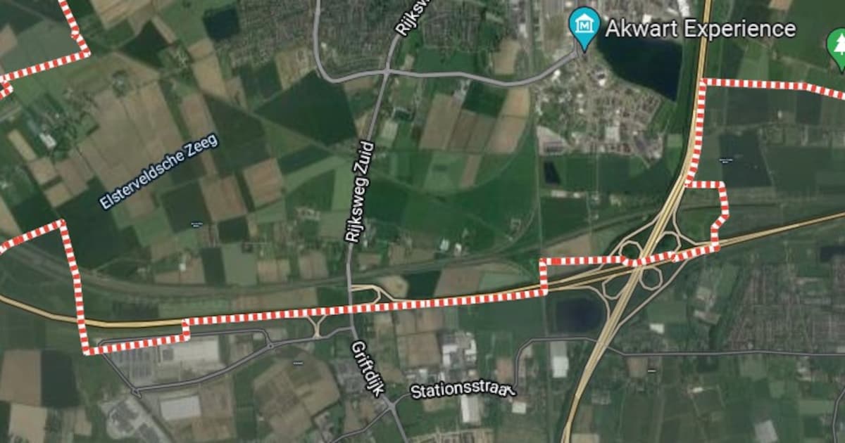 Fietspad in twee richtingen aan westzijde Rijksweg-Zuid met ...