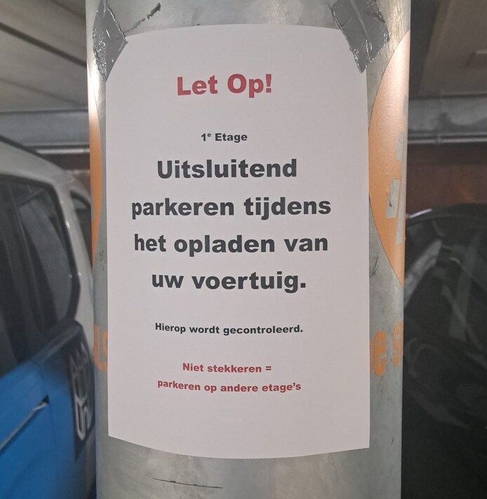 Automobilisten verbaasd over parkeerboete: ‘Moet je in deze garage auto ...